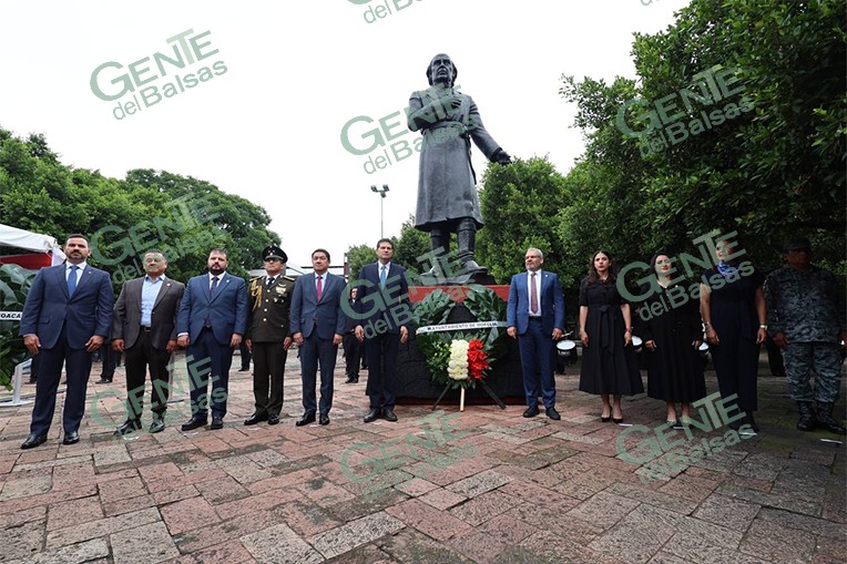 Encabeza Alfonso Martínez Ceremonia por el CCXV Aniversario del Inicio ...