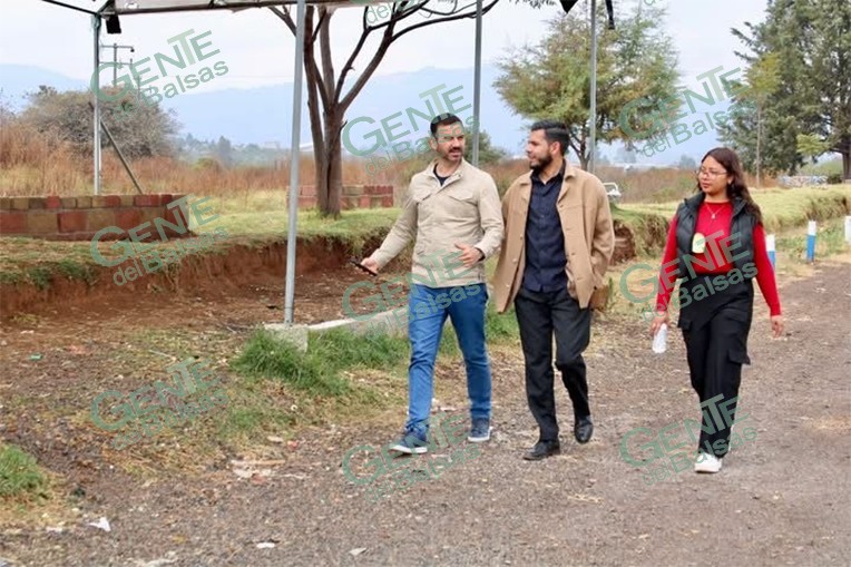 Yankel Benítez anuncia rehabilitación de canchas en tenencia Tacícuaro ...